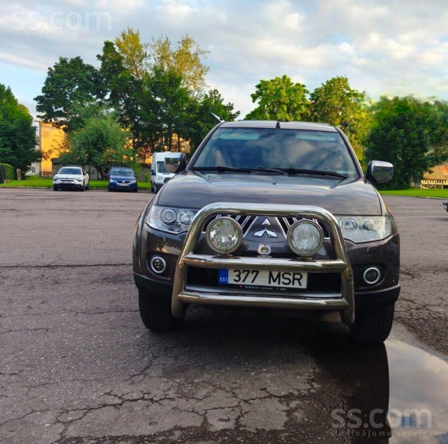 Brūns Mitsubishi l-200 2010 Valka, ar dzinēja tilpumu 2.50 L un nobraukumu 295 tūkst. km par 7500 €, foto 4 vietnē AUTOMOTO.COM.LV