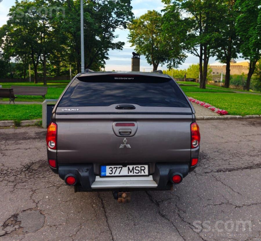 Brūns Mitsubishi l-200 2010 Valka, ar dzinēja tilpumu 2.50 L un nobraukumu 295 tūkst. km par 7500 €, foto 5 vietnē AUTOMOTO.COM.LV