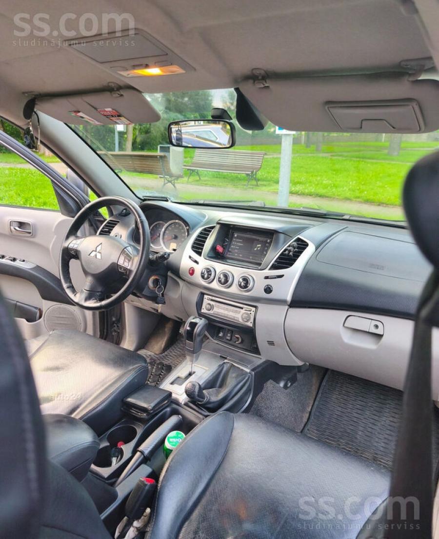 Brūns Mitsubishi l-200 2010 Valka, ar dzinēja tilpumu 2.50 L un nobraukumu 295 tūkst. km par 7500 €, foto 8 vietnē AUTOMOTO.COM.LV