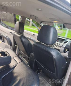 Brūns Mitsubishi l-200 2010 Valka, ar dzinēja tilpumu 2.50 L un nobraukumu 295 tūkst. km par 7500 €, foto 12 vietnē AUTOMOTO.COM.LV