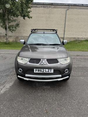 Brown Mitsubishi l-200 2013 in Silute, with an engine capacity of 2.50 L and mileage of 130 thousand km for 5800 €, photo 4 on AUTOMOTO.COM.LV