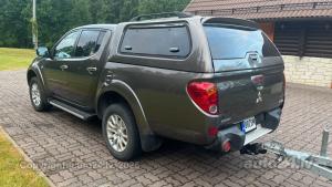 Brown Mitsubishi l-200 2014 in Tallinn, with an engine capacity of 2.50 L and mileage of 232 thousand km for 13900 €, photo 5 on AUTOMOTO.COM.LV