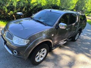 Brown Mitsubishi l-200 2010 in Valka, with an engine capacity of 2.50 L and mileage of 178 thousand km for 12800 €, photo  on AUTOMOTO.COM.LV