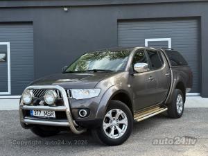 Brūns Mitsubishi l-200 2010 Tallina, ar dzinēja tilpumu 2.50 L un nobraukumu 296 tūkst. km par 7999 €, foto  vietnē AUTOMOTO.COM.LV