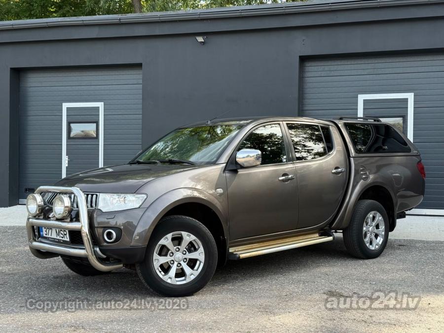 Brūns Mitsubishi l-200 2010 Tallina, ar dzinēja tilpumu 2.50 L un nobraukumu 296 tūkst. km par 7999 €, foto 3 vietnē AUTOMOTO.COM.LV