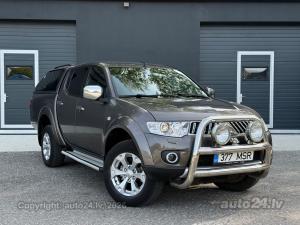 Brūns Mitsubishi l-200 2010 Tallina, ar dzinēja tilpumu 2.50 L un nobraukumu 296 tūkst. km par 7999 €, foto 5 vietnē AUTOMOTO.COM.LV