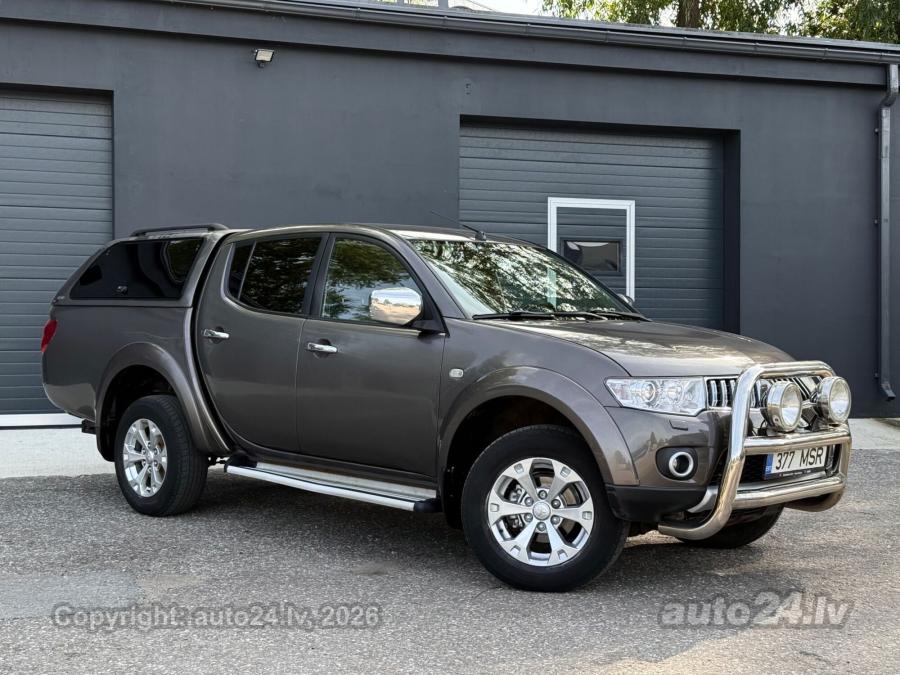 Brūns Mitsubishi l-200 2010 Tallina, ar dzinēja tilpumu 2.50 L un nobraukumu 296 tūkst. km par 7999 €, foto 6 vietnē AUTOMOTO.COM.LV