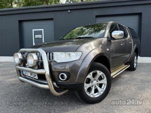 Brūns Mitsubishi l-200 2010 Tallina, ar dzinēja tilpumu 2.50 L un nobraukumu 296 tūkst. km par 7999 €, foto 7 vietnē AUTOMOTO.COM.LV