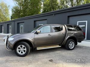 Brūns Mitsubishi l-200 2010 Tallina, ar dzinēja tilpumu 2.50 L un nobraukumu 296 tūkst. km par 7999 €, foto 8 vietnē AUTOMOTO.COM.LV