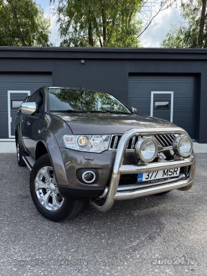 Brūns Mitsubishi l-200 2010 Tallina, ar dzinēja tilpumu 2.50 L un nobraukumu 296 tūkst. km par 7999 €, foto 11 vietnē AUTOMOTO.COM.LV