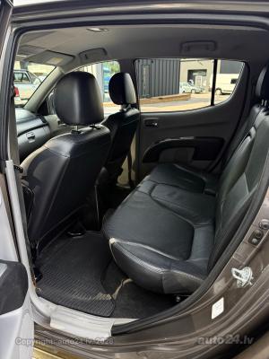 Brūns Mitsubishi l-200 2010 Tallina, ar dzinēja tilpumu 2.50 L un nobraukumu 296 tūkst. km par 7999 €, foto 17 vietnē AUTOMOTO.COM.LV