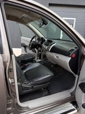 Brūns Mitsubishi l-200 2010 Tallina, ar dzinēja tilpumu 2.50 L un nobraukumu 296 tūkst. km par 7999 €, foto 24 vietnē AUTOMOTO.COM.LV