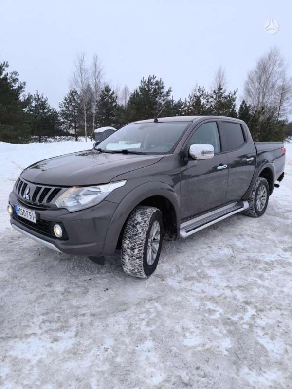 Brown Mitsubishi l-200 2017 in Klaipeda, with an engine capacity of 2.44 L and mileage of 287 thousand km for 14600 €, photo 1 on AUTOMOTO.COM.LV