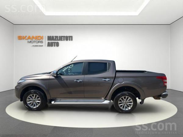 Brown Mitsubishi l-200 2019 in Riga, with an engine capacity of 2.40 L and mileage of 228 thousand km for 18990 €, photo 3 on AUTOMOTO.COM.LV