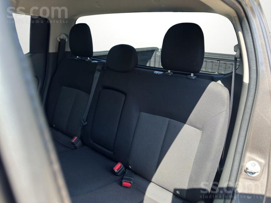 Brūns Mitsubishi l-200 2019 Rīga, ar dzinēja tilpumu 2.40 L un nobraukumu 228 tūkst. km par 18990 €, foto 14 vietnē AUTOMOTO.COM.LV