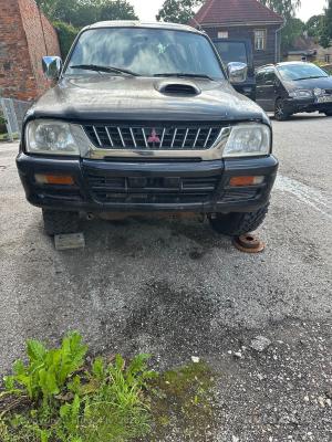 Mitsubishi l-200 1999 in Tartu, with an engine capacity of 2.50 L and mileage of 27 thousand km for 2900 €, photo  on AUTOMOTO.COM.LV