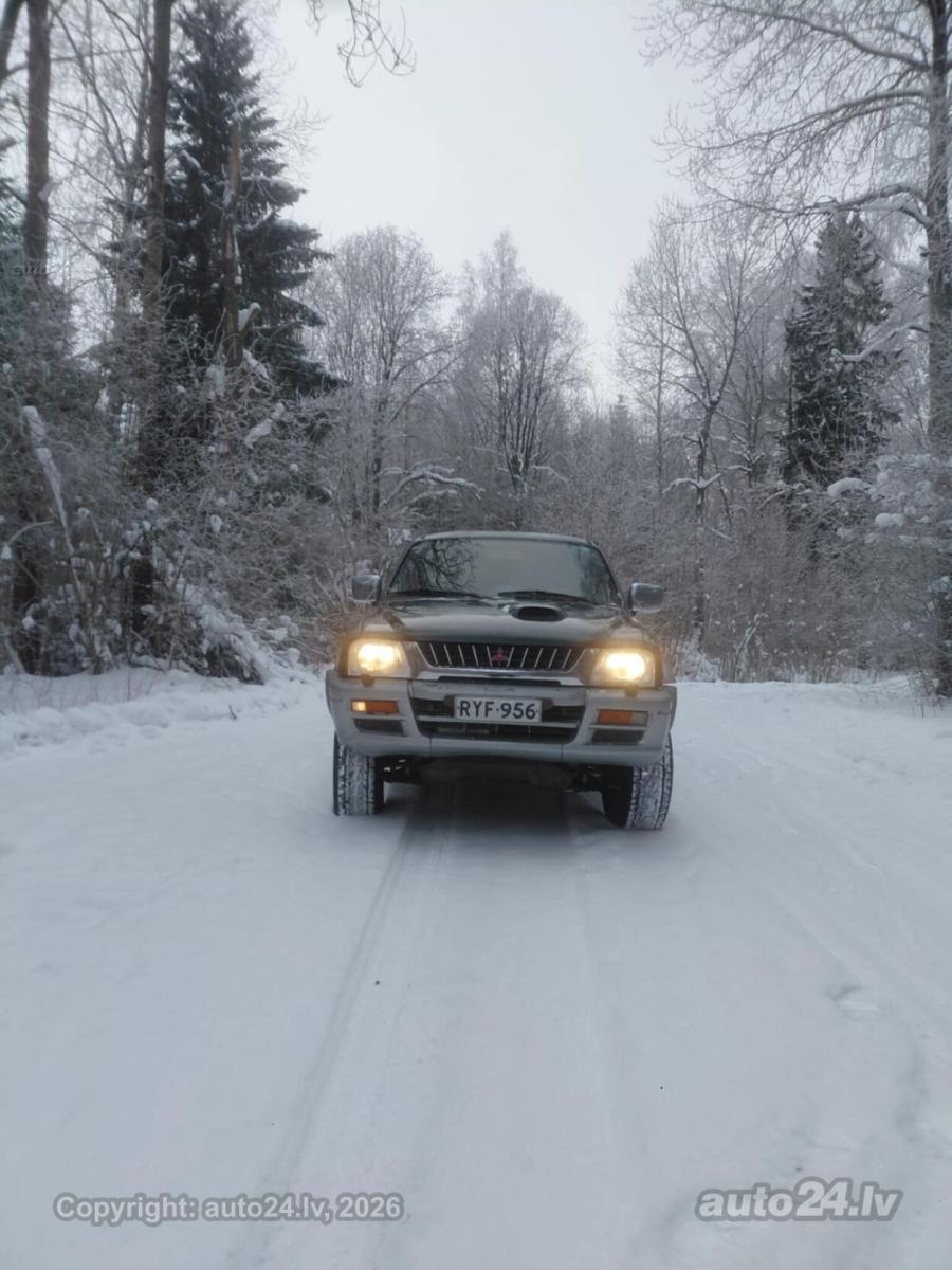 Mitsubishi l-200 2000 in Otepaa, with an engine capacity of 2.50 L and mileage of 414 thousand km for 3250 €, photo 5 on AUTOMOTO.COM.LV