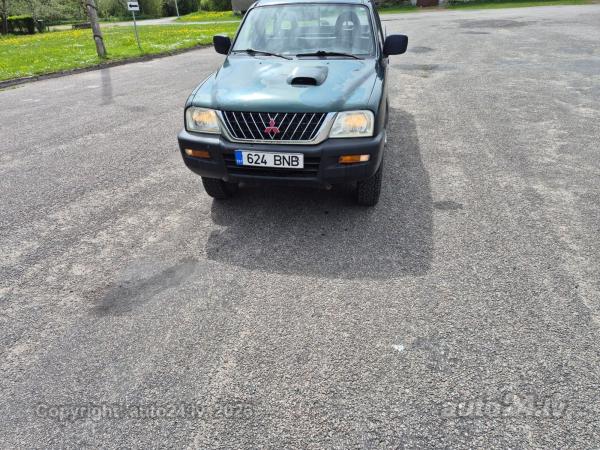 Mitsubishi l-200 2002 in Parnu, with an engine capacity of 2.50 L and mileage of 276 thousand km for 3400 €, photo 3 on AUTOMOTO.COM.LV