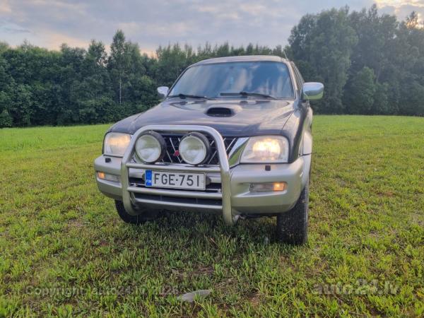 Mitsubishi l-200 2003 in Tallinn, with an engine capacity of 0.00 L and mileage of 372 thousand km for 3999 €, photo 3 on AUTOMOTO.COM.LV