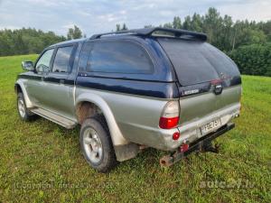 Мицубиси Л 200 2003 в Таллин, объемом двигателя 0.00 л и пробегом 372 тыс. км за 3999 €, фото 4 на AUTOMOTO.COM.LV