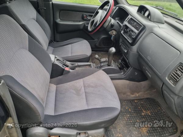 Mitsubishi l-200 2004 in Otepaa, with an engine capacity of 0.00 L and mileage of 371 thousand km for 5000 €, photo 10 on AUTOMOTO.COM.LV