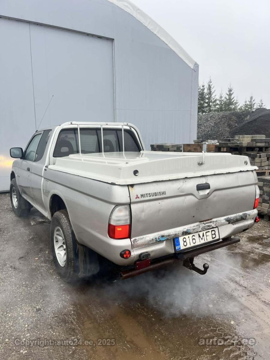 Mitsubishi l-200 2005 Tallina, ar dzinēja tilpumu 2.50 L un nobraukumu 322 tūkst. km par 3800 €, foto 11 vietnē AUTOMOTO.COM.LV