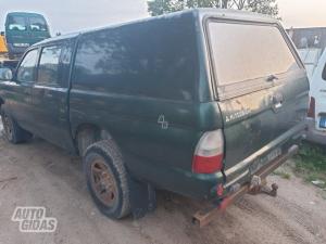 Mitsubishi l-200 2005 Viļņa, ar dzinēja tilpumu 2.50 L un nobraukumu 200 tūkst. km par 4400 €, foto 6 vietnē AUTOMOTO.COM.LV