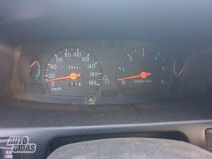 Mitsubishi l-200 2005 Viļņa, ar dzinēja tilpumu 2.50 L un nobraukumu 200 tūkst. km par 4400 €, foto 9 vietnē AUTOMOTO.COM.LV