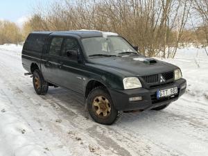 Mitsubishi l-200 2006 Viļņa, ar dzinēja tilpumu 2.50 L un nobraukumu 342 tūkst. km par 3950 €, foto  vietnē AUTOMOTO.COM.LV