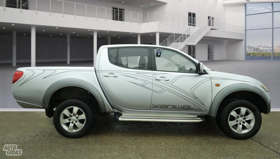 Mitsubishi l-200 2007 Panevēža, ar dzinēja tilpumu 2.50 L un nobraukumu 155 tūkst. km par 5300 €, foto 10 vietnē AUTOMOTO.COM.LV