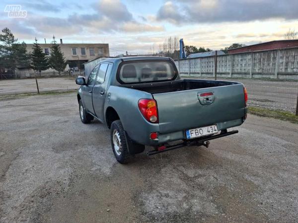 Mitsubishi l-200 2010 Lazdijai, ar dzinēja tilpumu 2.50 L un nobraukumu 232 tūkst. km par 6950 €, foto 2 vietnē AUTOMOTO.COM.LV