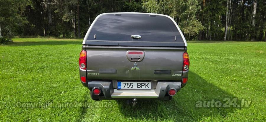 Mitsubishi l-200 2011 Tartu, ar dzinēja tilpumu 2.50 L un nobraukumu 233 tūkst. km par 12800 €, foto 7 vietnē AUTOMOTO.COM.LV