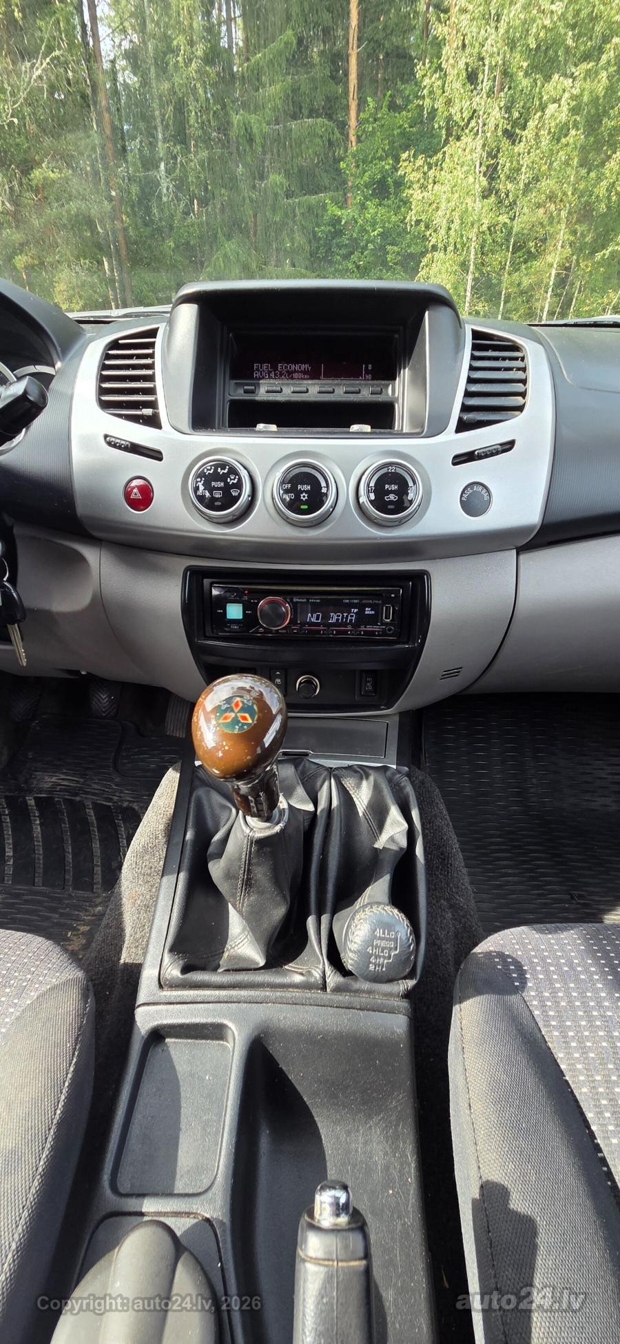 Mitsubishi l-200 2011 Tartu, ar dzinēja tilpumu 2.50 L un nobraukumu 233 tūkst. km par 12800 €, foto 10 vietnē AUTOMOTO.COM.LV
