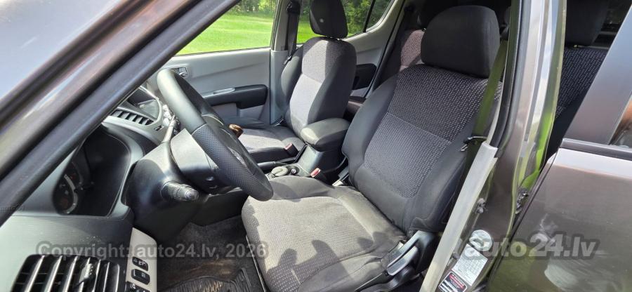 Mitsubishi l-200 2011 Tartu, ar dzinēja tilpumu 2.50 L un nobraukumu 233 tūkst. km par 12800 €, foto 14 vietnē AUTOMOTO.COM.LV