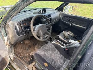Зеленый Мицубиси Л 200 1999 в Краслава, объемом двигателя 2.50 л и пробегом 438 тыс. км за 2000 €, фото 3 на AUTOMOTO.COM.LV