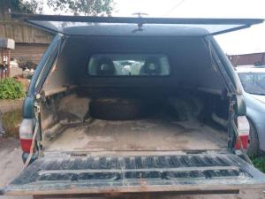 Zaļš Mitsubishi l-200 2005 Viļņa, ar dzinēja tilpumu 2.48 L un nobraukumu 200 tūkst. km par 4500 €, foto 8 vietnē AUTOMOTO.COM.LV