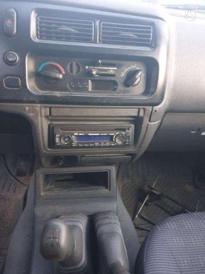 Zaļš Mitsubishi l-200 2005 Viļņa, ar dzinēja tilpumu 2.48 L un nobraukumu 200 tūkst. km par 4500 €, foto 11 vietnē AUTOMOTO.COM.LV