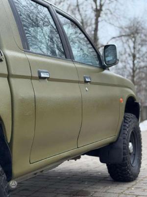 Zaļš Mitsubishi l-200 2000 Viļņa, ar dzinēja tilpumu 2.50 L un nobraukumu 285 tūkst. km par 4700 €, foto 8 vietnē AUTOMOTO.COM.LV