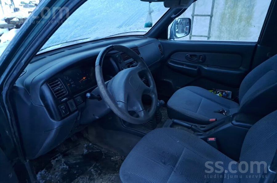 Зеленый Мицубиси Л 200 2002 в Кулдига, объемом двигателя 2.50 л и пробегом 291 тыс. км за 4600 €, фото 7 на AUTOMOTO.COM.LV