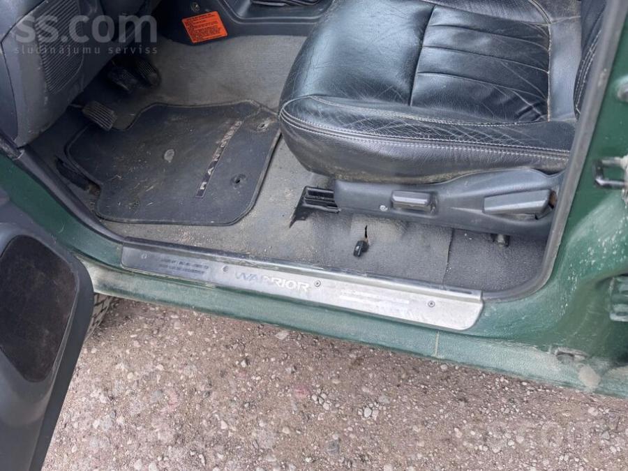 Zaļš Mitsubishi l-200 2005 Liepāja, ar dzinēja tilpumu 2.50 L un nobraukumu 345 tūkst. km par 6800 €, foto 9 vietnē AUTOMOTO.COM.LV