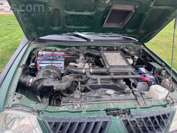 Green Mitsubishi l-200 2005 in Liepaja, with an engine capacity of 2.50 L and mileage of 345 thousand km for 6800 €, photo 11 on AUTOMOTO.COM.LV