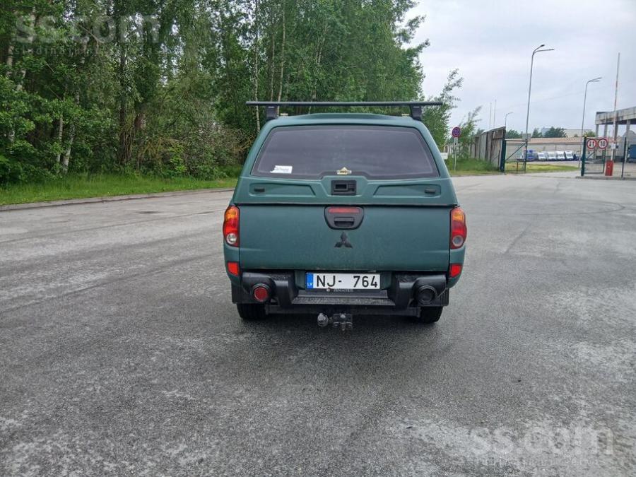 Zaļš Mitsubishi l-200 2008 Rīga, ar dzinēja tilpumu 2.50 L un nobraukumu 218 tūkst. km par 9680 €, foto 4 vietnē AUTOMOTO.COM.LV