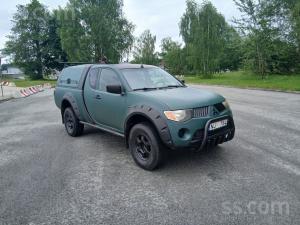 Zaļš Mitsubishi l-200 2008 Rīga, ar dzinēja tilpumu 2.50 L un nobraukumu 218 tūkst. km par 9680 €, foto 7 vietnē AUTOMOTO.COM.LV