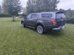 Green Mitsubishi l-200 2017 in Jelgava, with an engine capacity of 2.40 L and mileage of 171 thousand km for 10000 €, photo  on AUTOMOTO.COM.LV