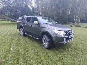 Green Mitsubishi l-200 2017 in Jelgava, with an engine capacity of 2.40 L and mileage of 171 thousand km for 10000 €, photo 4 on AUTOMOTO.COM.LV