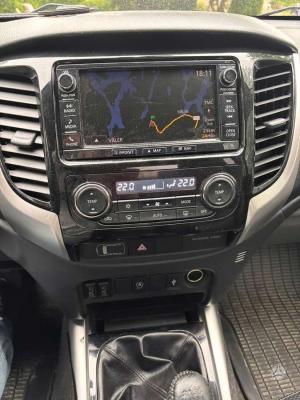 Green Mitsubishi l-200 2019 in Vilnius, with an engine capacity of 2.44 L and mileage of 263 thousand km for 13000 €, photo 17 on AUTOMOTO.COM.LV