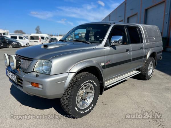 Grey Mitsubishi l-200 2001 in Tartu, with an engine capacity of 2.50 L and mileage of 190 thousand km for 2999 €, photo 1 on AUTOMOTO.COM.LV