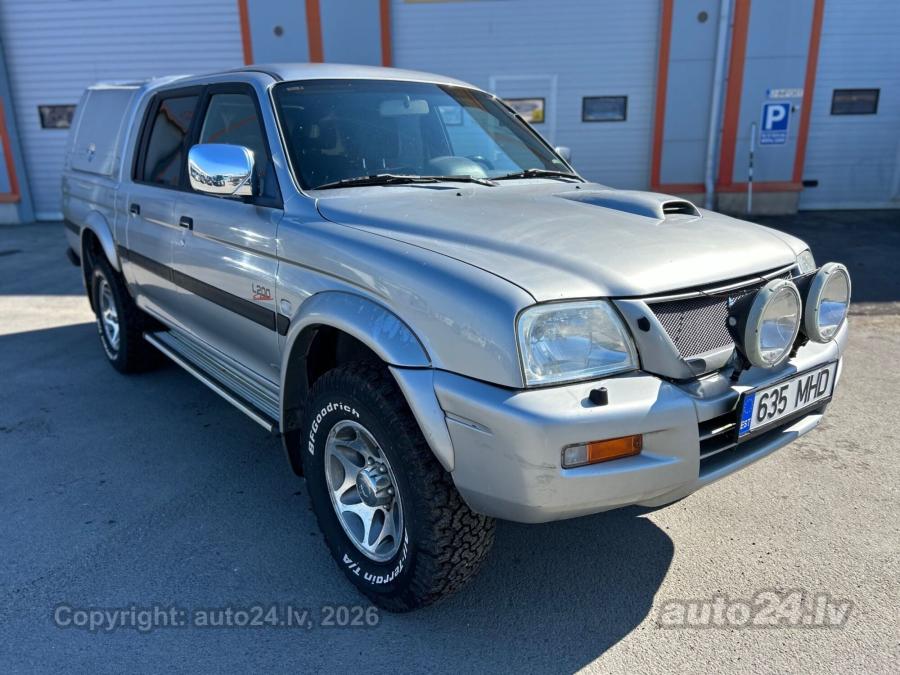 Grey Mitsubishi l-200 2001 in Tartu, with an engine capacity of 2.50 L and mileage of 190 thousand km for 2999 €, photo 3 on AUTOMOTO.COM.LV