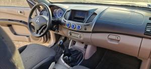 Grey Mitsubishi l-200 2006 in Riga, with an engine capacity of 2.50 L and mileage of 337 thousand km for 8725 €, photo 17 on AUTOMOTO.COM.LV