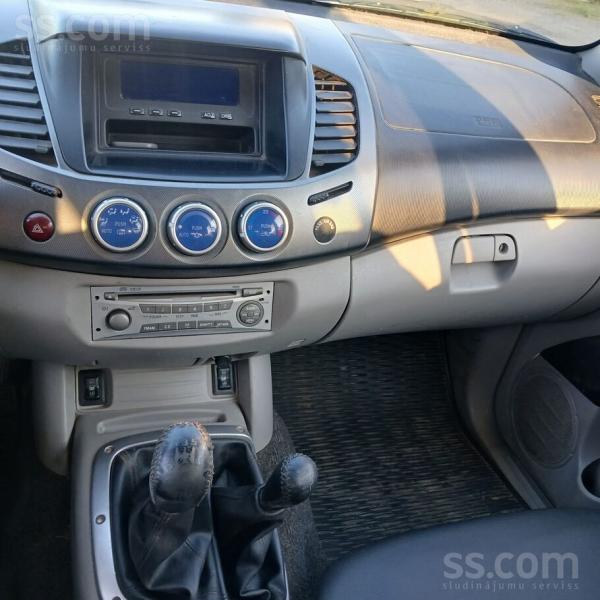 Mitsubishi l-200 2006 Ventspils vietnē Pelēks Mitsubishi l-200 2006 Ventspils, ar dzinēja tilpumu 2.50 L un nobraukumu 301 tūkst. km par 4500 €, foto 7 vietnē AUTOMOTO.COM.LV